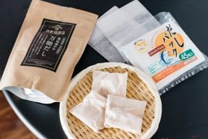 How To Make Dashi Stock - Chopstick Chronicles