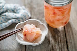 Gari ガリ (Japanese Pickled Ginger Recipe) - Chopstick Chronicles